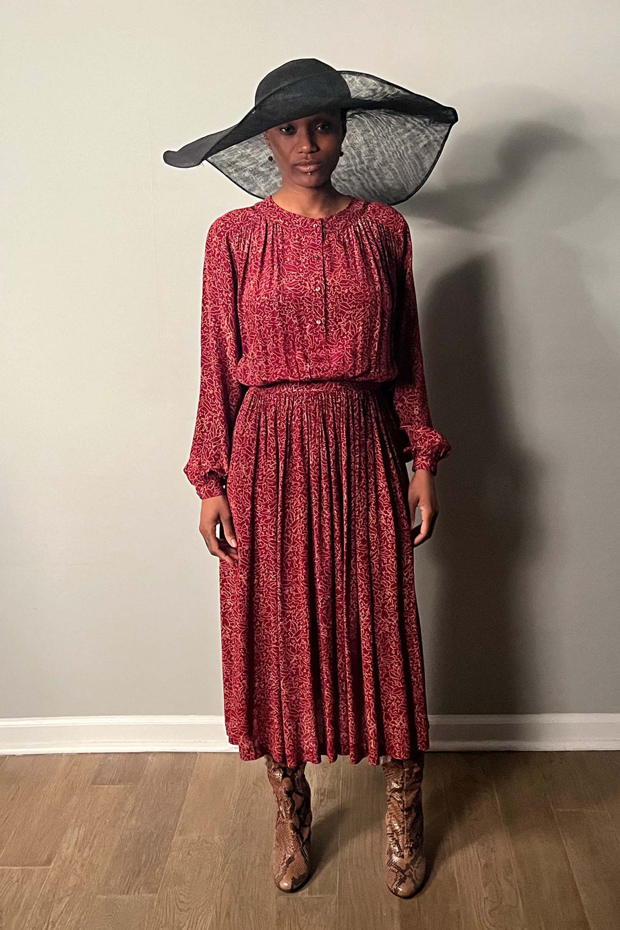 Shop Moore Vintage Archive – Page 4